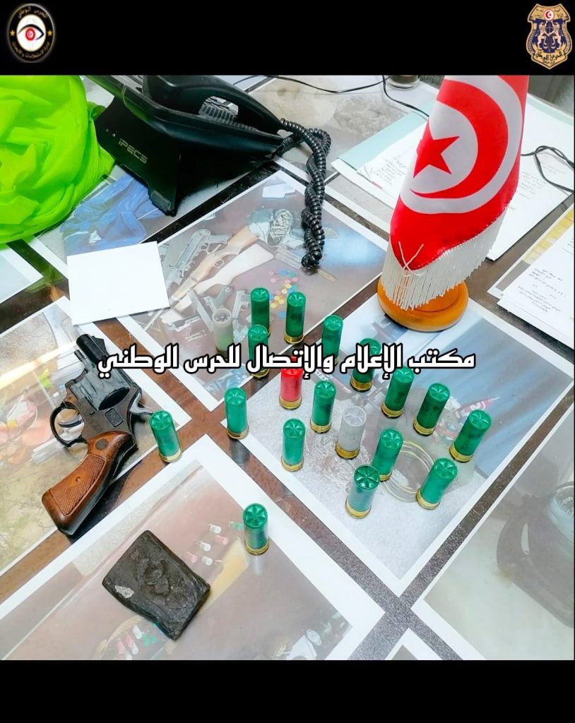 منزل تميم: حجز مسدس ناري و كمية من الذخيرة و مواد مخدرة (بلاغ) - أنباء تونس