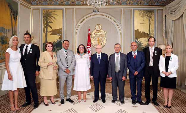 Palais de Carthage : Les membres de la Colibe décorés - Kapitalis