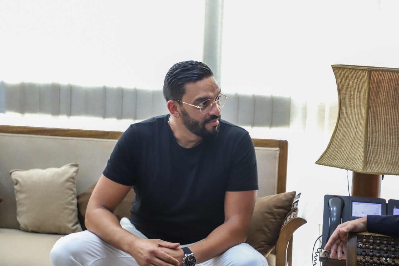 Le ministre du Tourisme reçoit le rappeur Balti : Un projet de ...