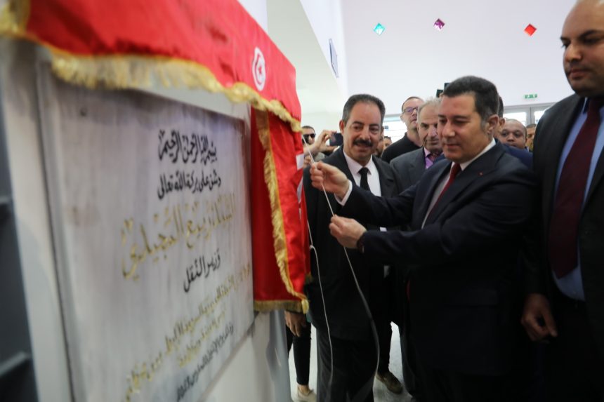 RFR-Tunisie : Lancement de la ligne E entre les stations Barcelone et ...